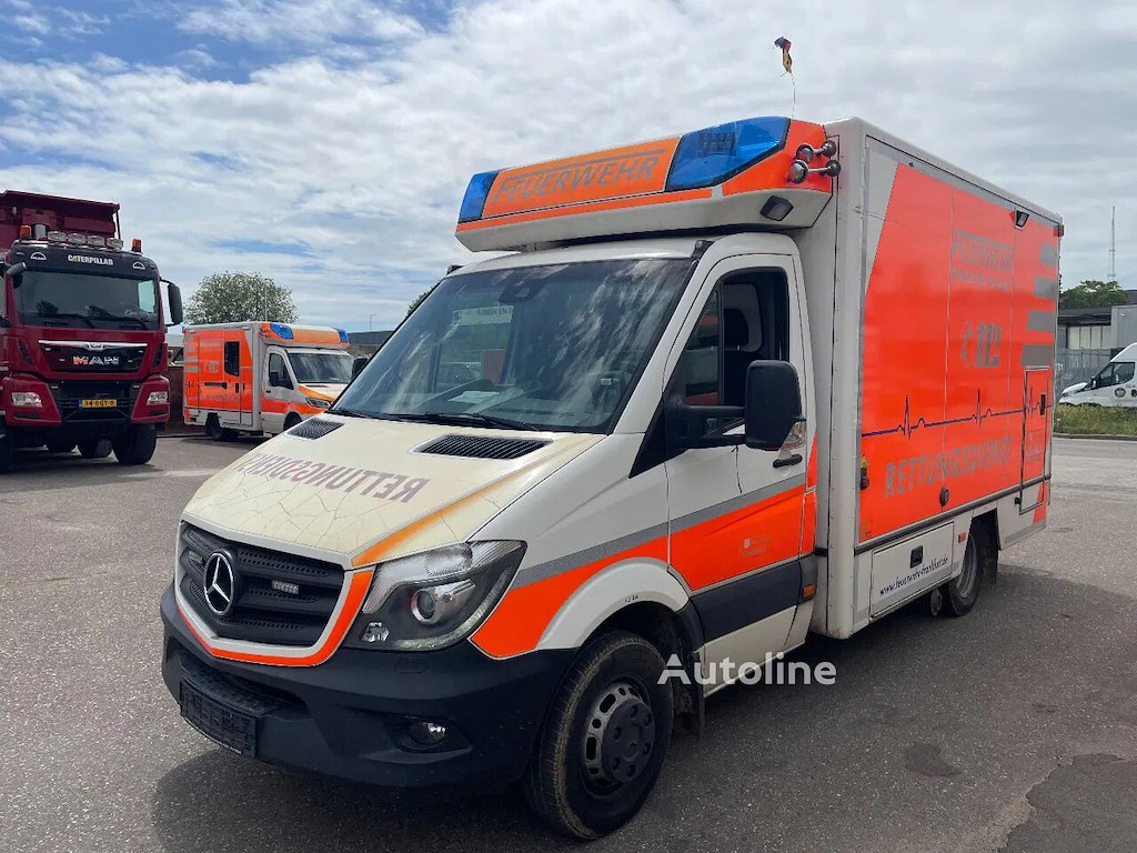 Mercedes-Benz Sprinter 519 cdi rettungswagen Komplet with Styker 6 cilinder ! vozilo hitne pomoći