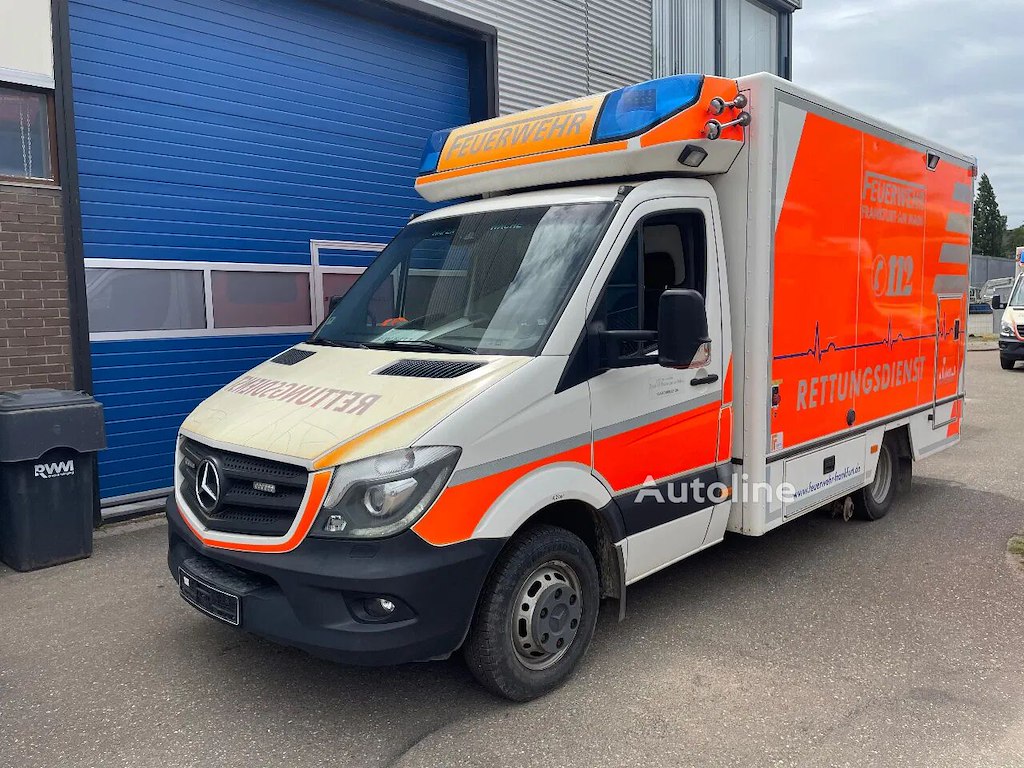 Mercedes-Benz Sprinter 519 cdi rettungswagen Komplet with Styker 6 cilinder ! vozilo hitne pomoći