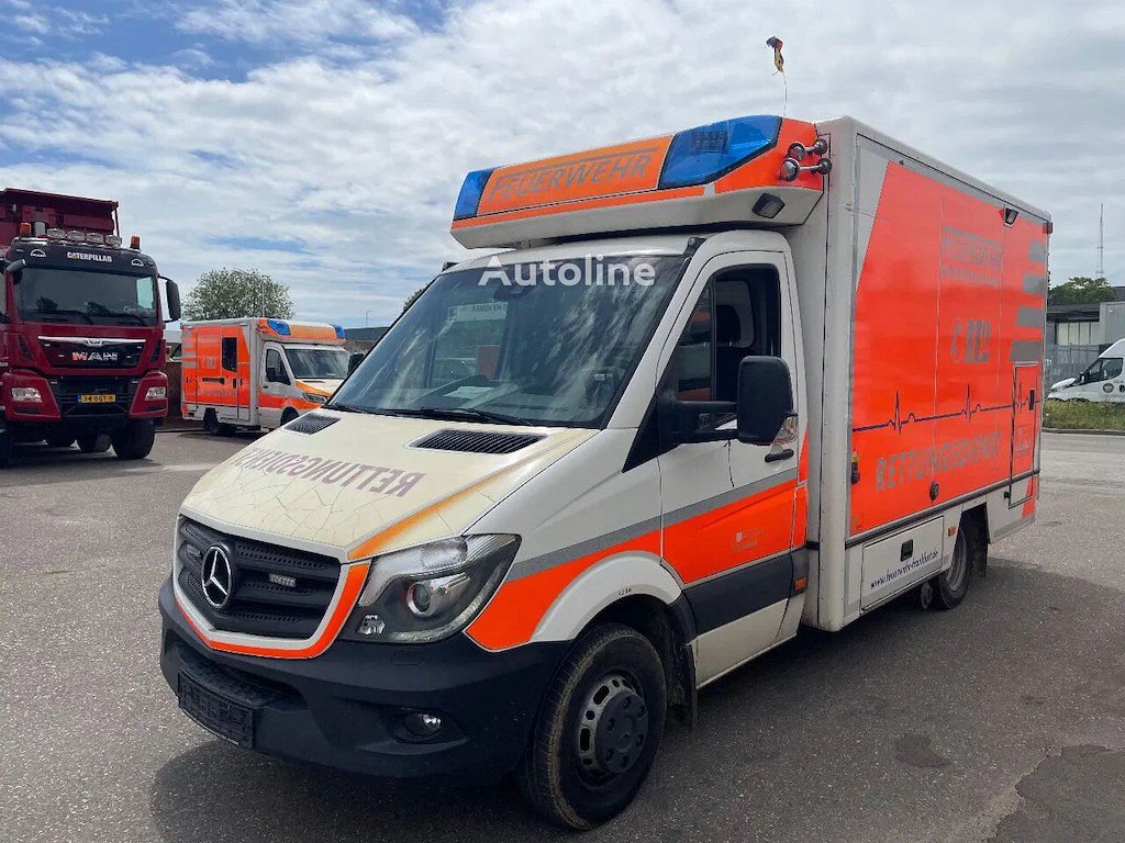 Mercedes-Benz Sprinter 519 cdi rettungswagen Komplet with Styker 6 cilinder ! vozilo hitne pomoći