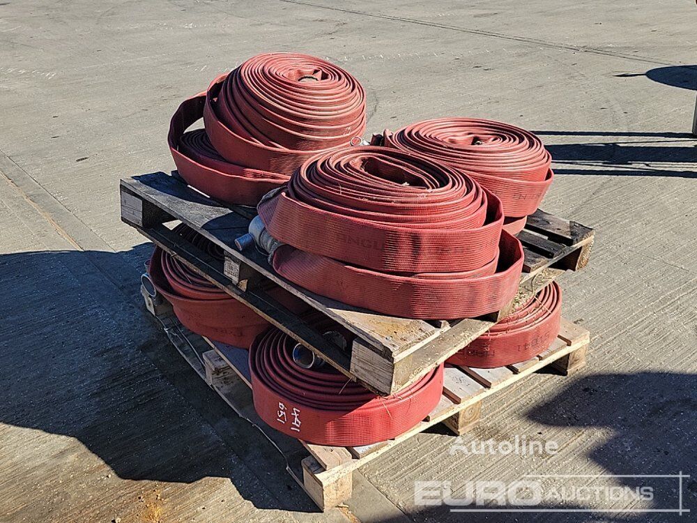 Prodaje se Fire Hydrant Hoses vatrogasnu opremu na aukciji