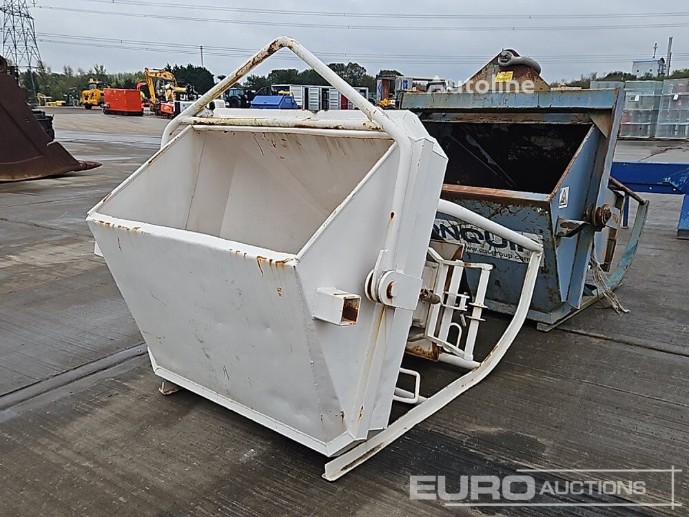 Prodaje se Concrete Pouring Skip to suit Crane (2 of) kontejner za glomazni otpad na aukciji