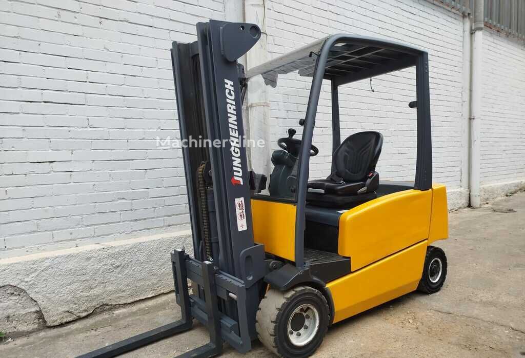 Jungheinrich EFG320 električni viljuškar