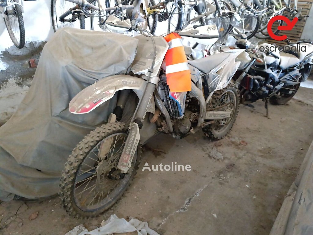 Prodaje se TN Cross - ZEX530H00TMBO0089 motocikl na aukciji