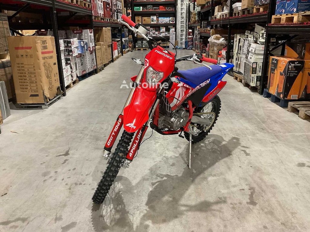 Prodaje se Ultra Thunder 300 blauw motocikl na aukciji