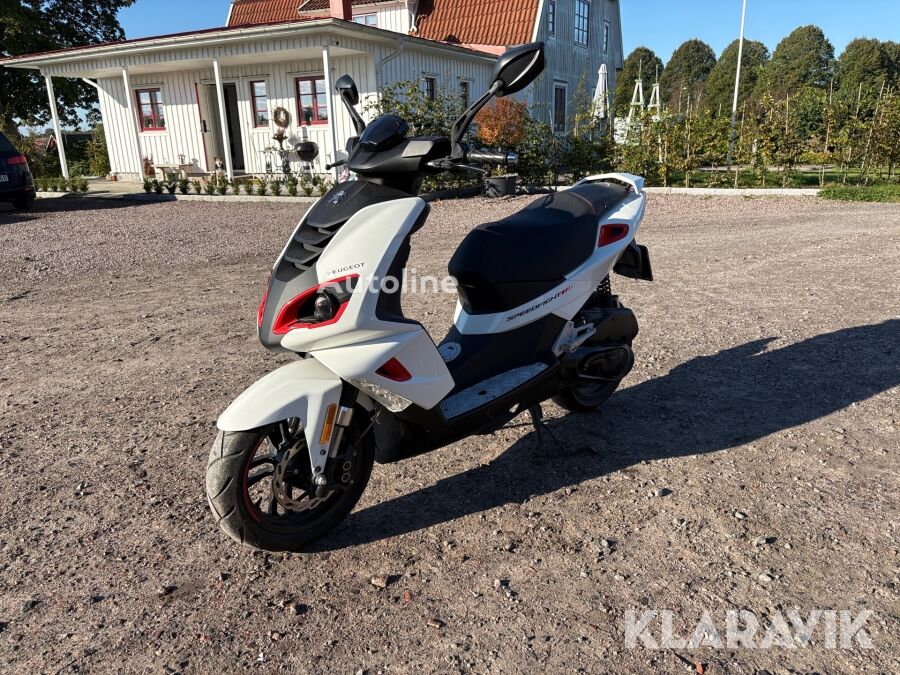 Prodaje se Peugeot Speedfight 4 skuter na aukciji