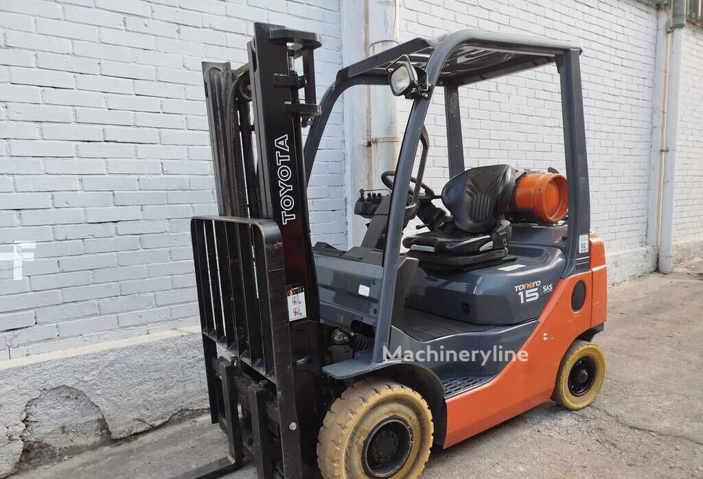 Toyota 02-8FGF15 viljuškar na gas