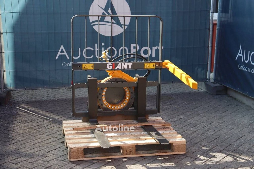 Prodaje se Giant ceradu na aukciji