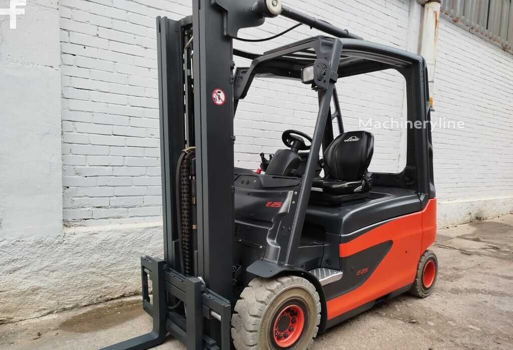 Linde E25L električni viljuškar