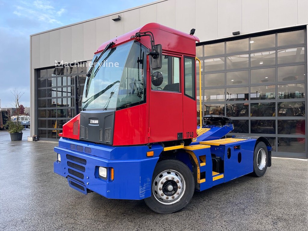 Kalmar T2 Terminal Trekker terminalni tegljač