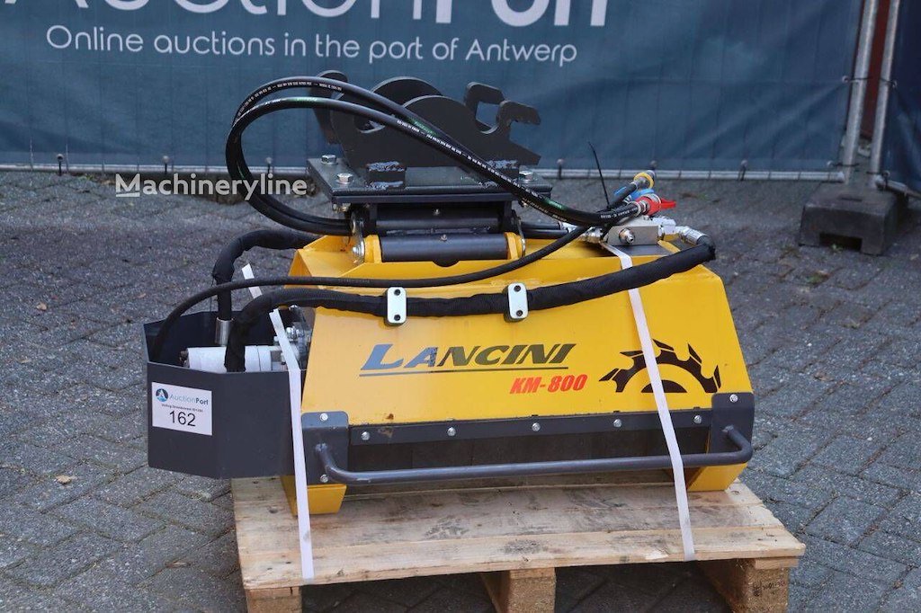 Prodaje se Landini KM-800 malčer za bager na aukciji