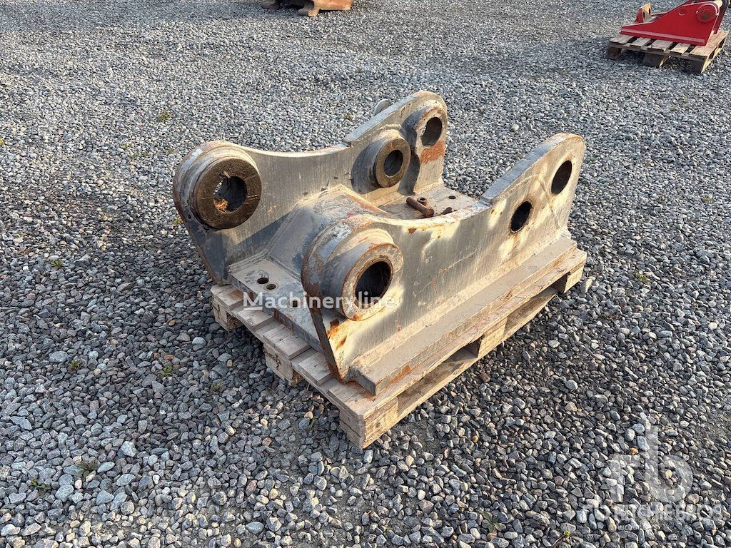 Prodaje se Adapter Plate Bolzendurchmesser hidraulični čekić na aukciji