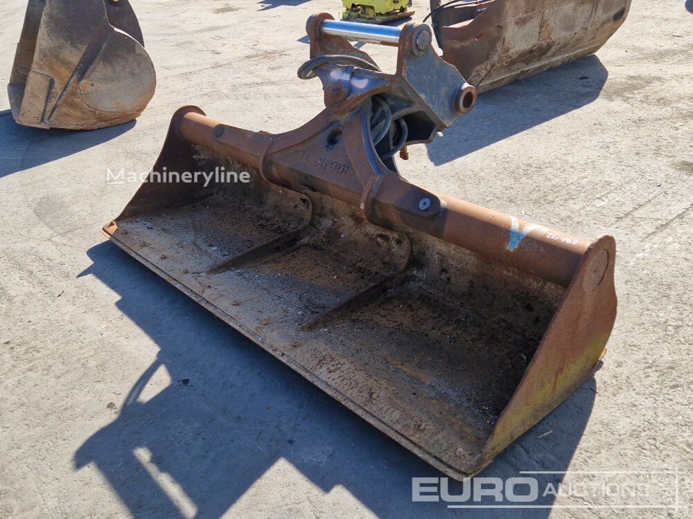 Prodaje se 94" Tilt Ditching Bucket to suit 70mm Pin kašiku za gradiranje na aukciji