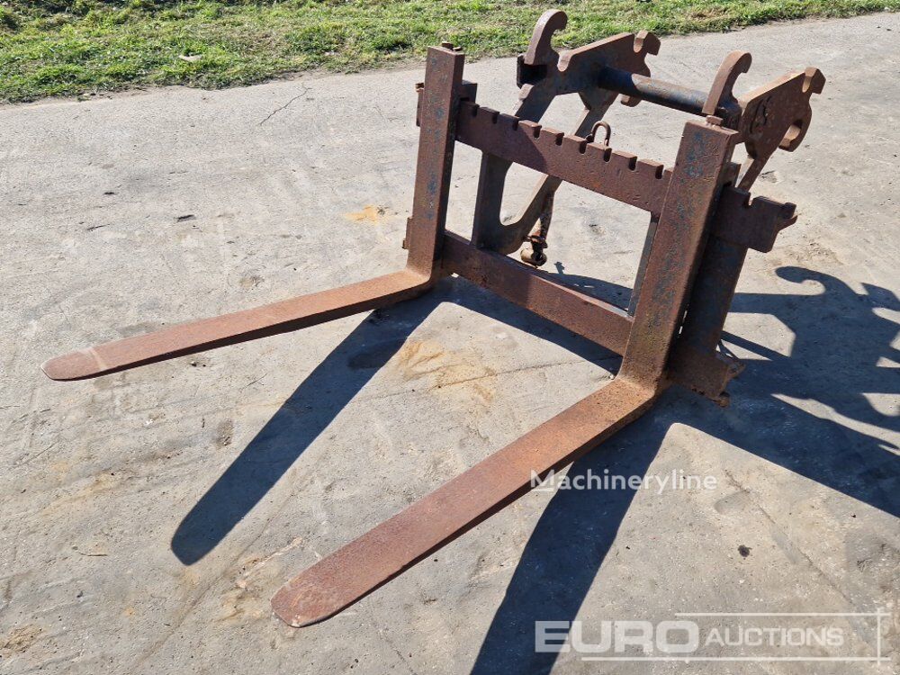 Prodaje se Forks to Excavator kašiku za prednje utovarivač na aukciji