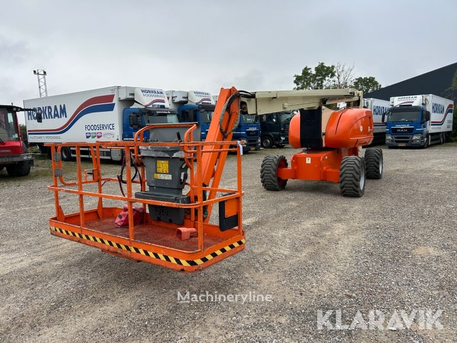 Prodaje se JLG 800AJ tiltrotator na aukciji