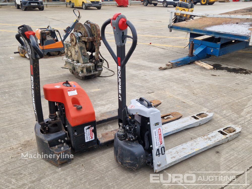 Prodaje se Electric Pallet Truck (2 of kašiku za prednje utovarivač na aukciji