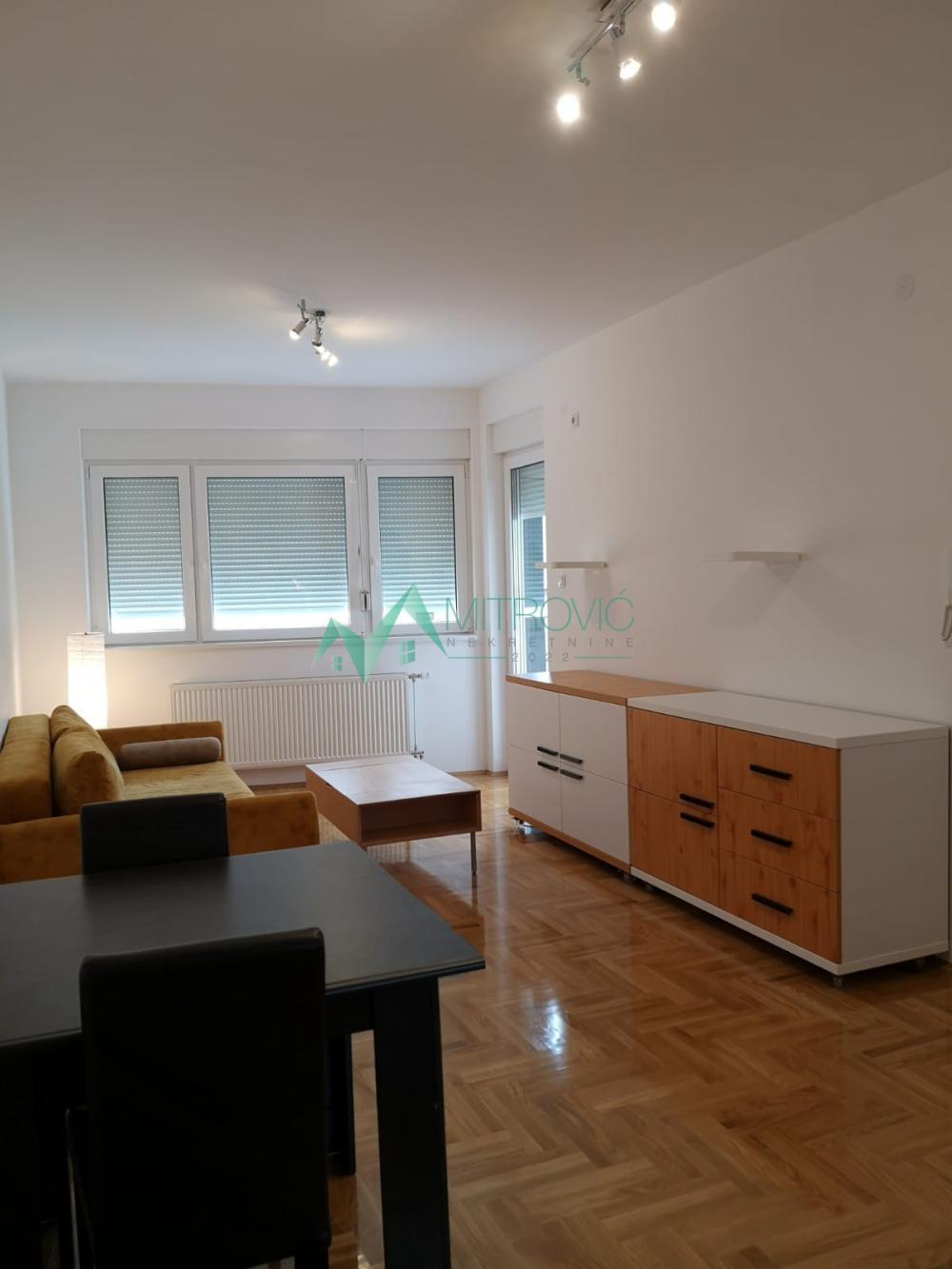 Jednoiposoban stan na prodaju, 42m2, 132.800€