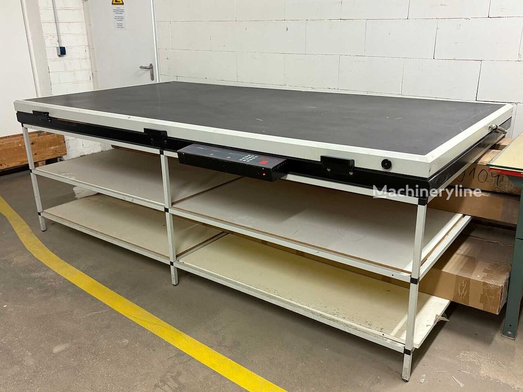 Prodaje se BIEDERMANN GMBH PROFI LINE toplotnu presu na aukciji