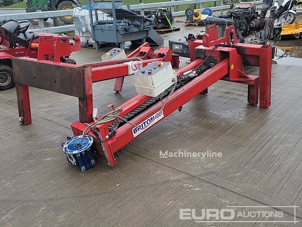 Prodaje se Briton Electric 2 Pilon 8 Ton Vehicle Lift (Parts Missing) dvostubnu dizalicu na aukciji