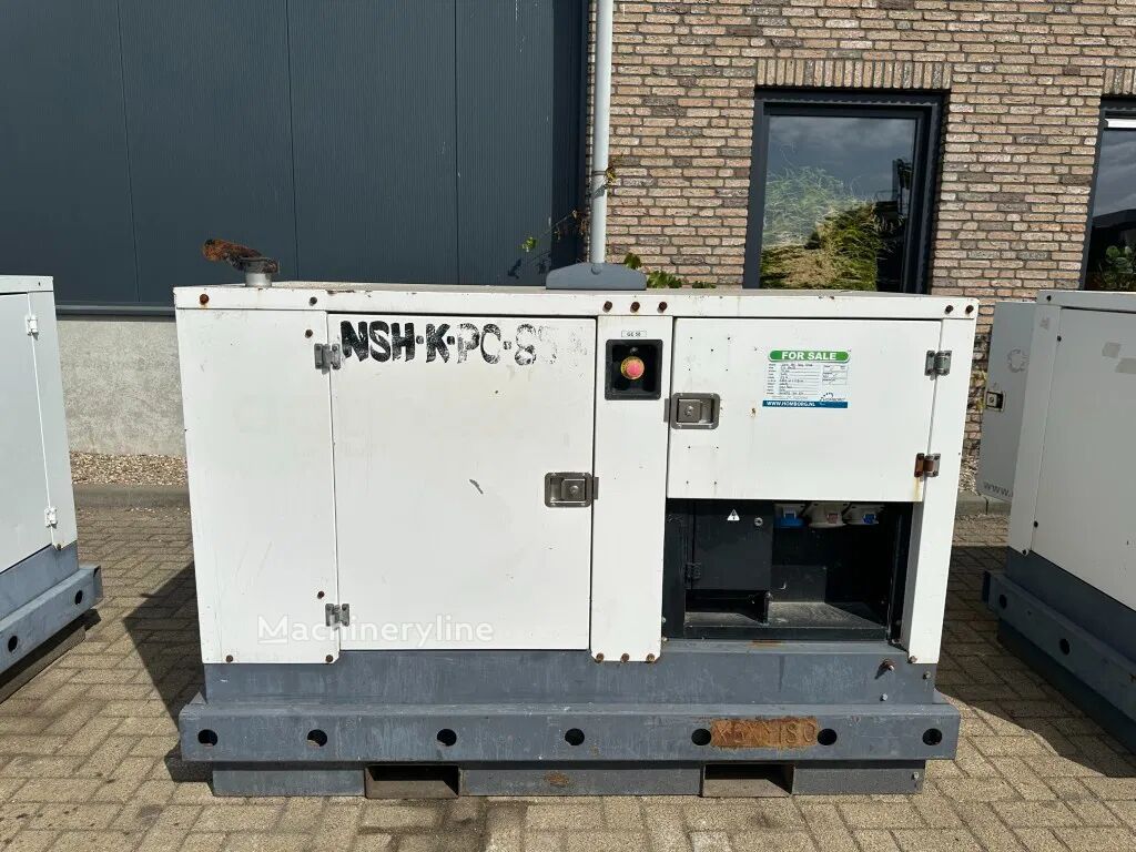 IVECO FPT F32 AM1A Leroy Somer 32 kVA Silent generatorset 39 hours ! diesel generator