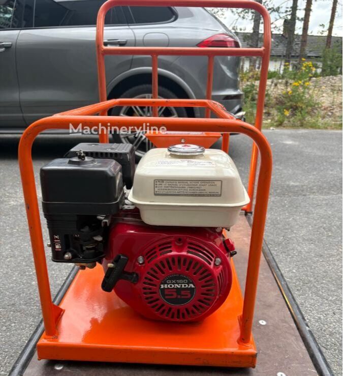 Prodaje se Honda Haverhill Generator Honda 5.5hk Honda benzinski generator na aukciji