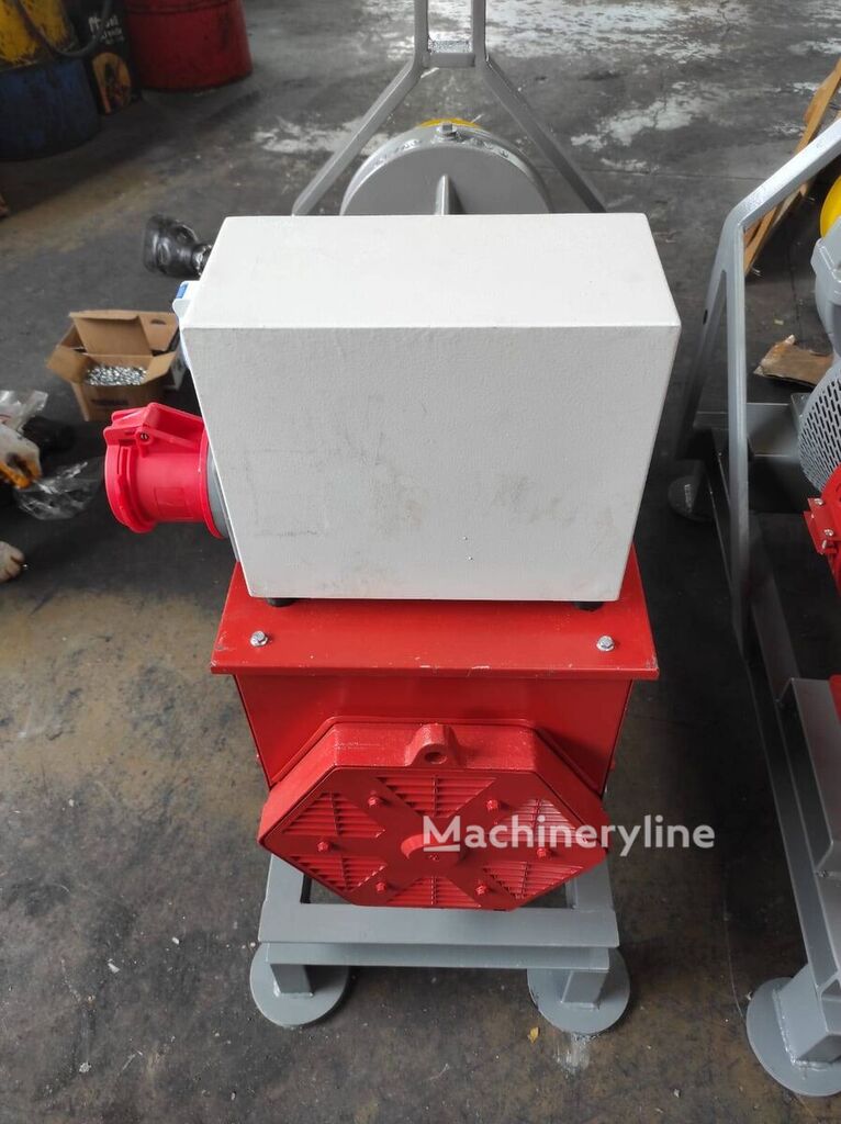 Agregat prądotwórczy Elektro-Jen 25 kVa / 20 kW na WOM z regulac traktorski generator