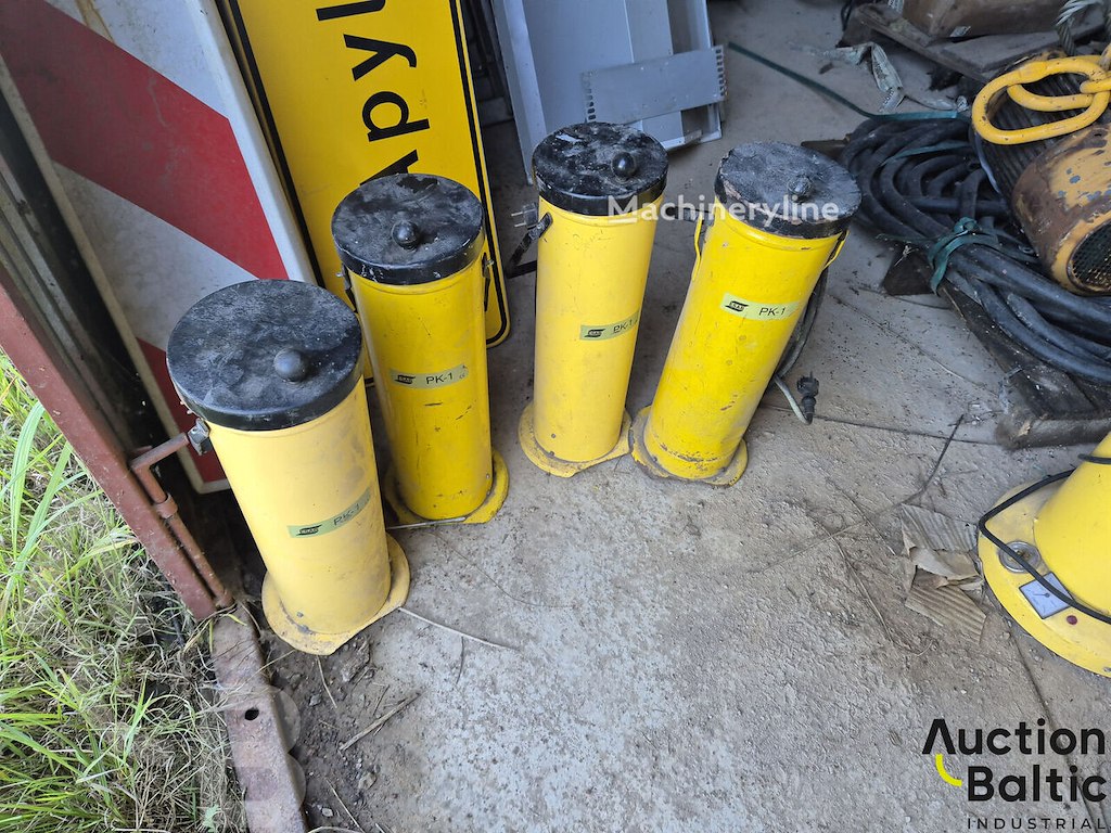 Prodaje se ESAB PK-1 aparat za zavarivanje na aukciji