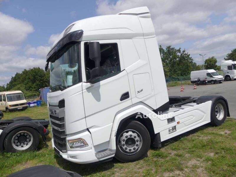DAF XFn 480 FT 4X2 tegljač
