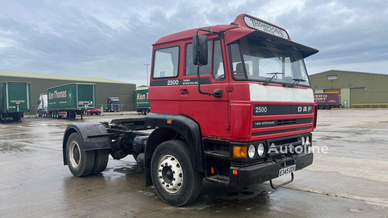 DAF 2500 tegljač