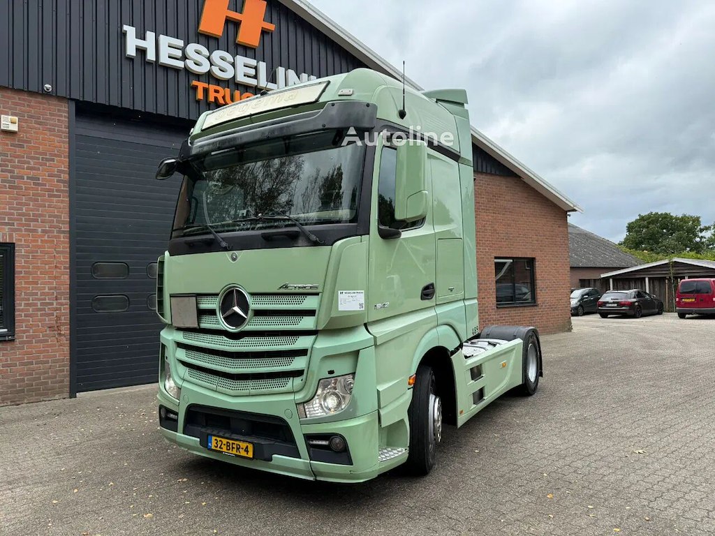Mercedes-Benz Actros 1842 4X2 Streamspace Side skirts 2x tank NL Truck tegljač