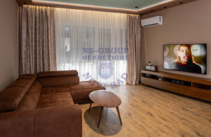 Prodajem Stan-Apartman, Centar