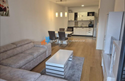 Stan-Apartman za Duži Najam, Novi Beograd, Beograd, €900
