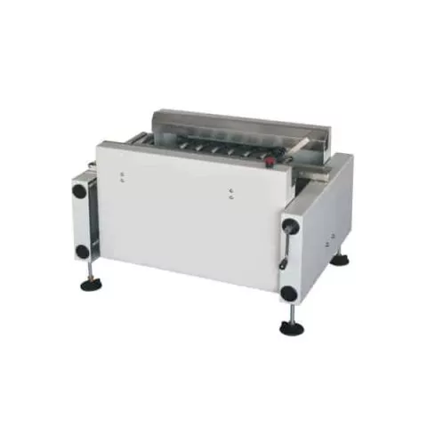 MAŠINA ZA FORMIRANJE KARTONSKIH CE 10 TX - POLUAUTOMATSKA