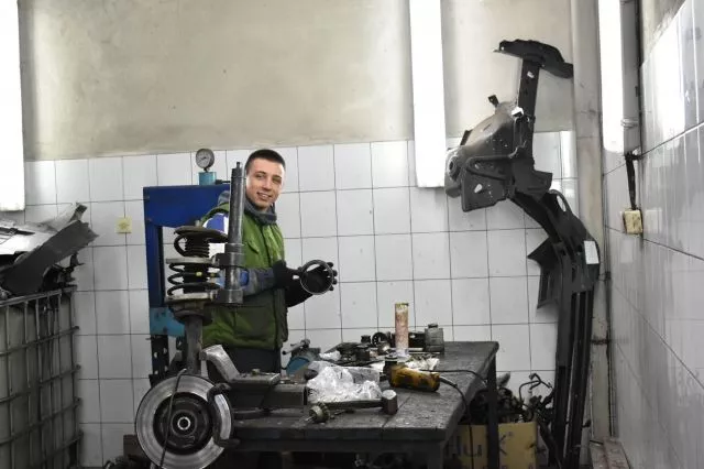SERVIS PEUGEOT 107 AUTOMOBILA