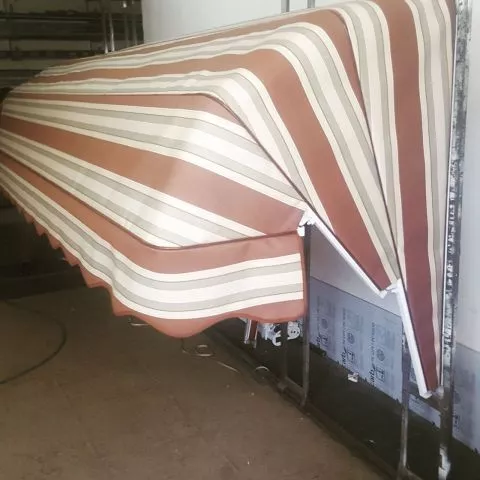 KUPOLASTA TENDA MODEL 21