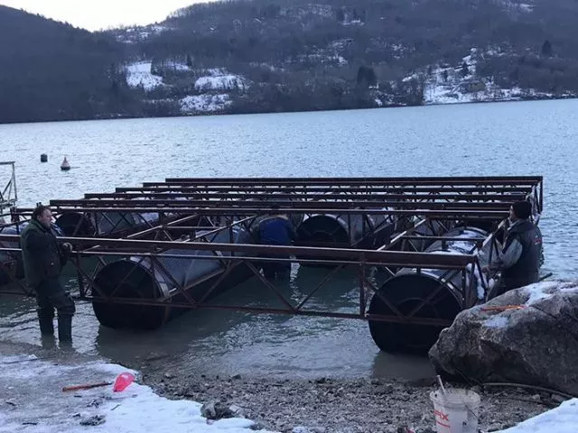PLASTIČNI PONTON Ø 1300 MM NOSIVOSTI 660 KG / M
