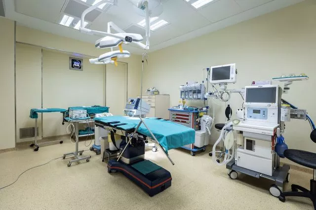 SEPTOPLASTIKA SA UVULOPALATOPLASTIKOM