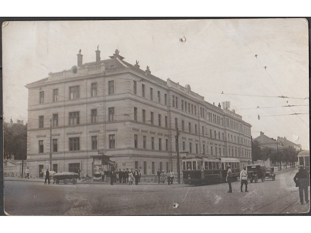 Osijek - Tramvaj,saobracajac,kiosk,kola,itd... /