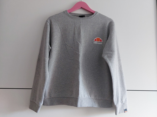 ELLESSE