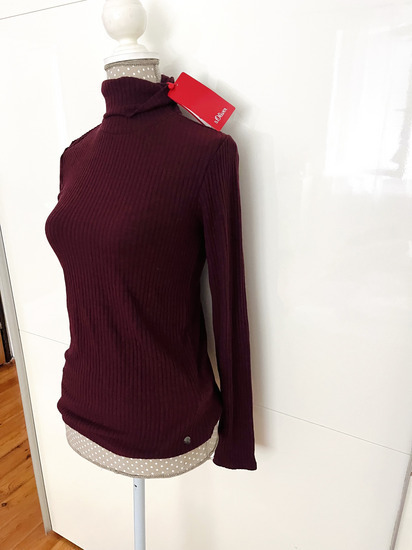 S Oliver NOVO burgundy rolka S/M vel