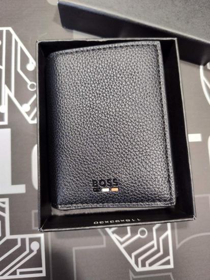 Novo! Boss trifold novcanik