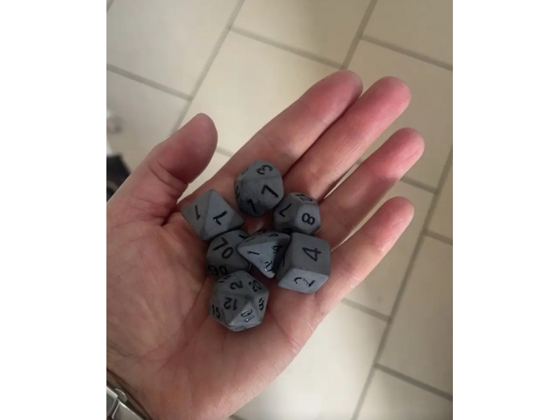 DND sive kockice