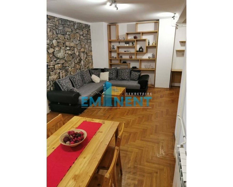 Novi Beograd, Blok 28, Bulevar Arsenija Čarnojevića, 2.5, 63m2, 750 EUR