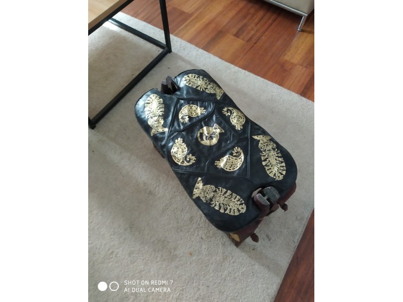 Fantastican tabure kamilje sedlo