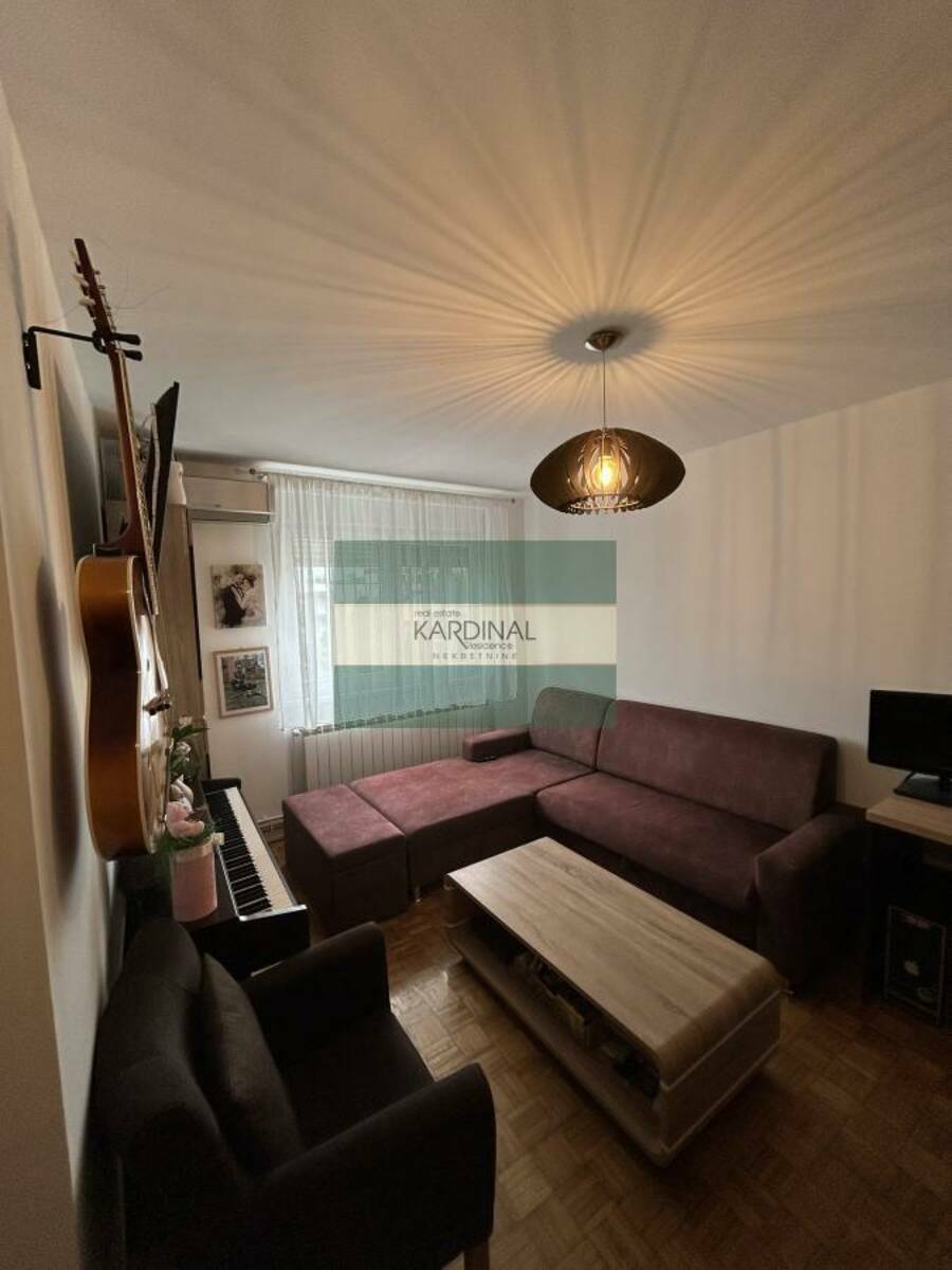 Dvosoban stan na prodaju u Novom Sadu