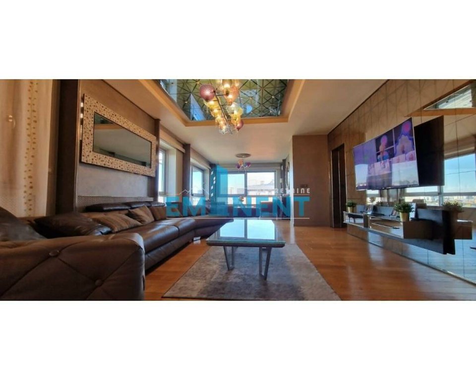 Novi Beograd, Blok 67a, A blok, Uroša Martinovića, 4.0, 176m2, 760000 EUR