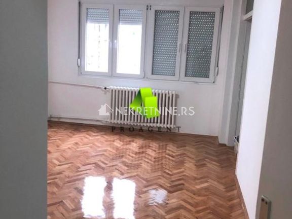 Poslovni prostor kod Gradske bolnice ID#7190