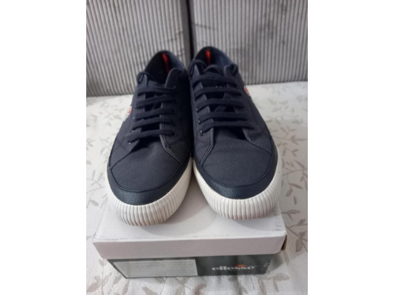 PATIKE "ELLESSE", KAO NOVE, BROJ 44!