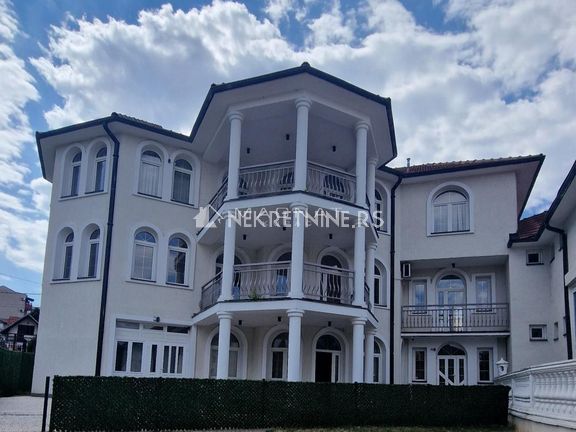 Vojislava Ilića - Lux poslovni prostor ID#5179