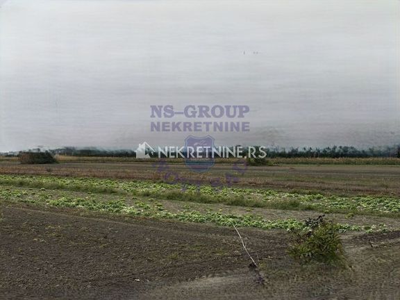 Odlična parcela za gradnju-industrijska zona-6512m2