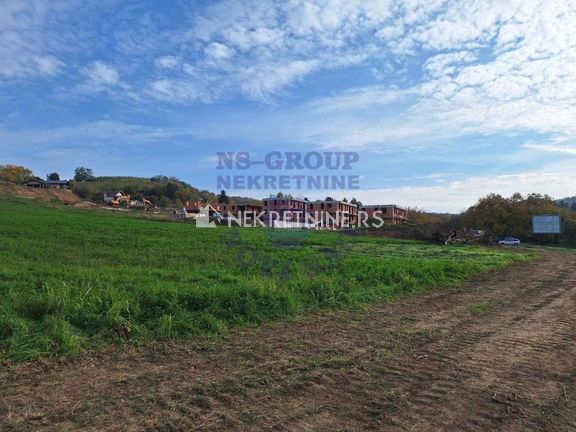 545370-Predstavljamo Vam izvanredan plac na atraktivnoj lokacij
